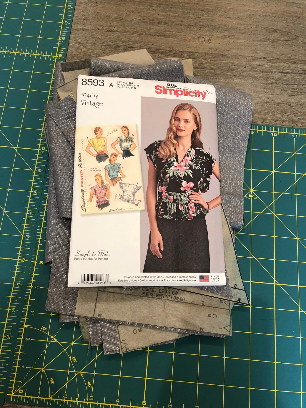 I made Simplicity 8593 for a 3rd time :) – Sew Sanity